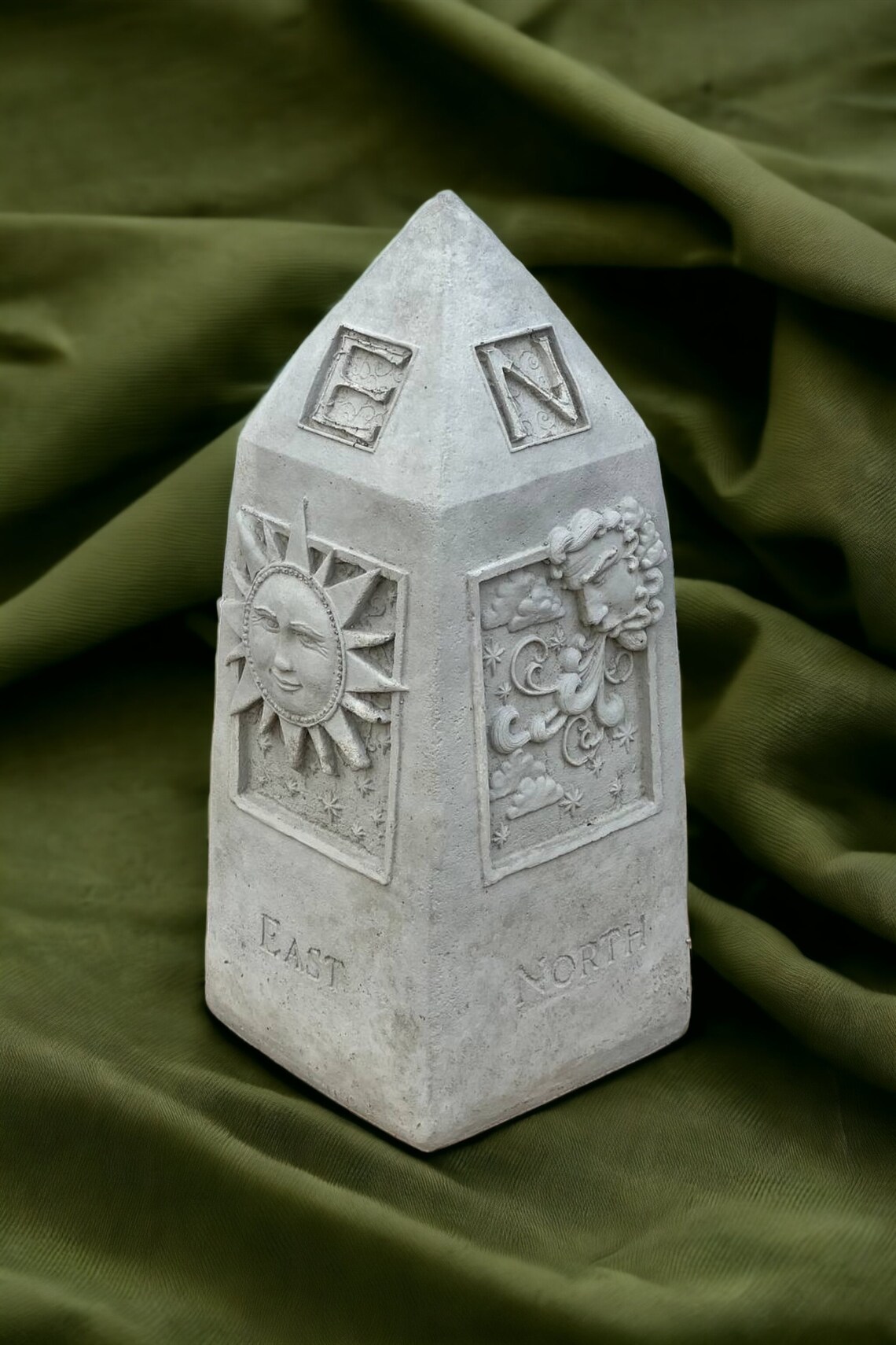 Concrete Directional Marker Statue Detailed Four Seasons Figure Outdoor ...