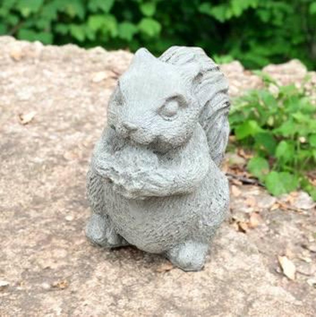 Concrete Squirrel Statue Eating Squirrel Figure Wild Backyard Animal ...