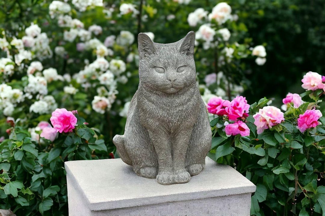 Detailed Cat Sitting Cat Statue Concrete Kitten Figure Realistic Cat ...