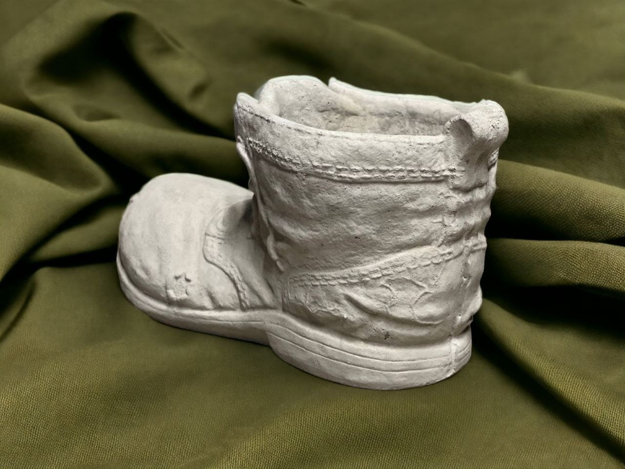 Massive Old Shoe Statue Concrete Flowers Planter Figure Realistic ...