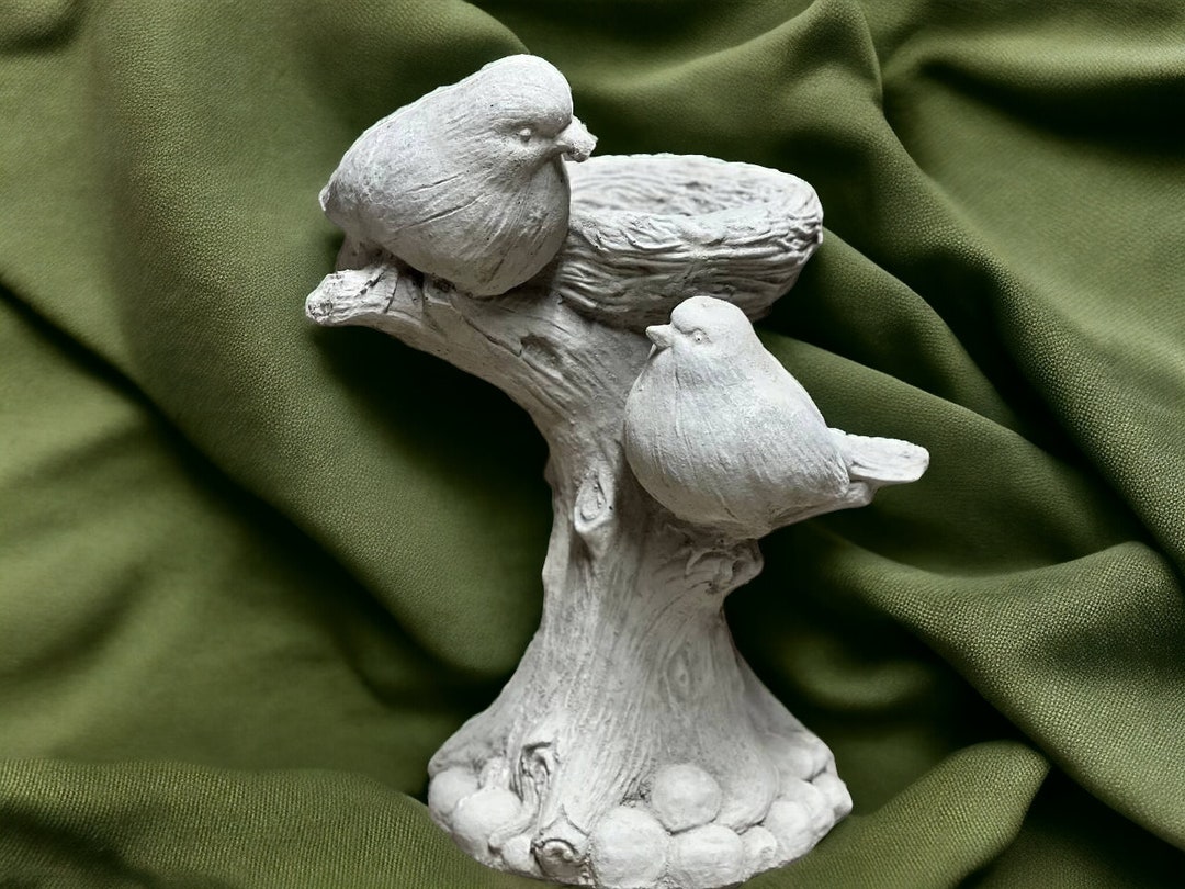 Two Birds on Tree With Nest Figure Detailed Birds Figurine Outdoor ...
