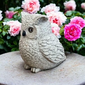 Wild Bird Sculpture Sitting Night Owl Figure Stone Garden Art Bird ...