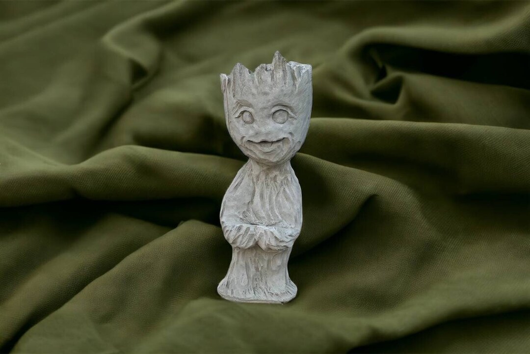 Standing Baby Groot Statue Detailed Groot Figurine Movie Style Garden ...
