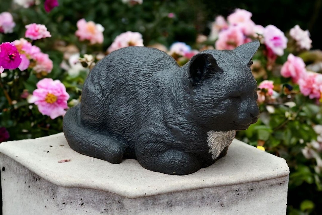 Black Crouching Cat Statue Concrete Sleeping Cat Figure Outdoor Kitten ...