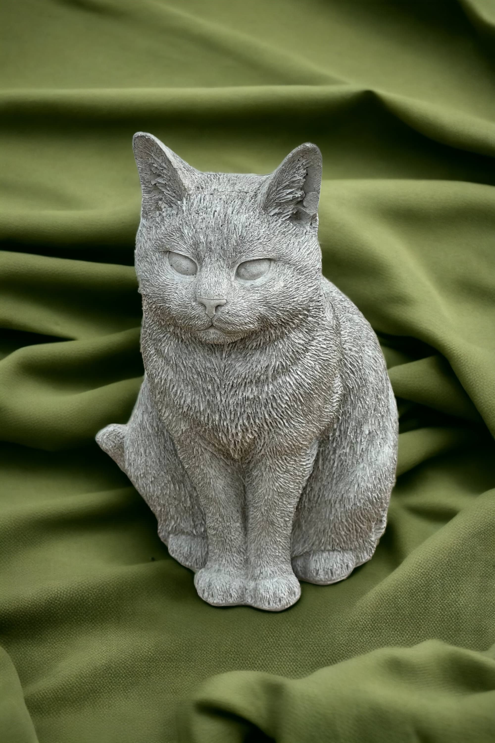 Detailed Cat Statue Sitting Kitten Figure Concrete Outdoor Cat Memorial ...