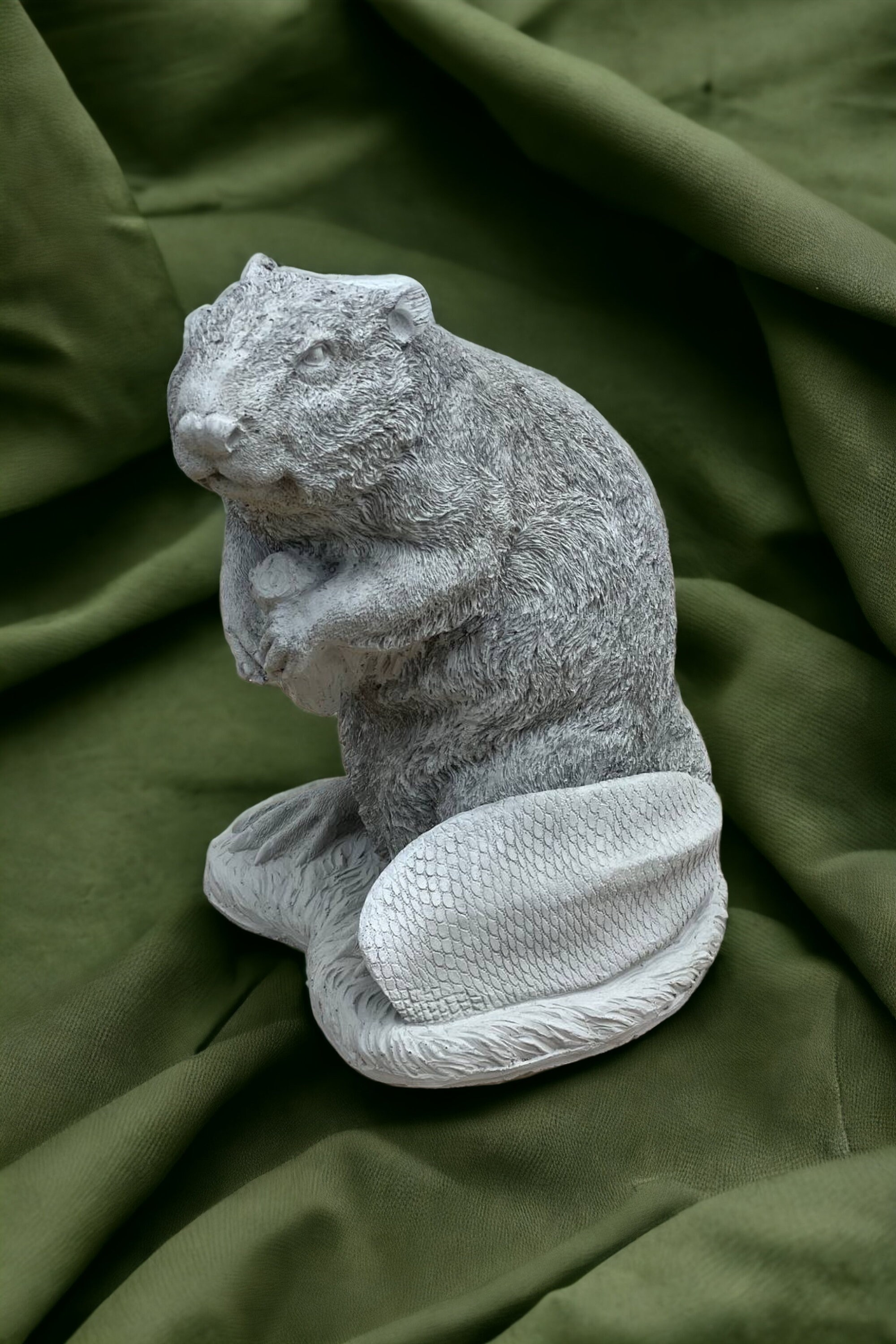 Sitting Beaver Statue Garden Beaver Sculpture Creative Wild Animal ...