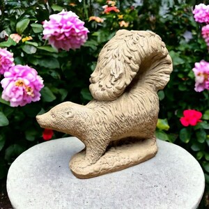 Concrete Skunk Statue Standing Skunk Sculpture Realistic Wild Skunk ...