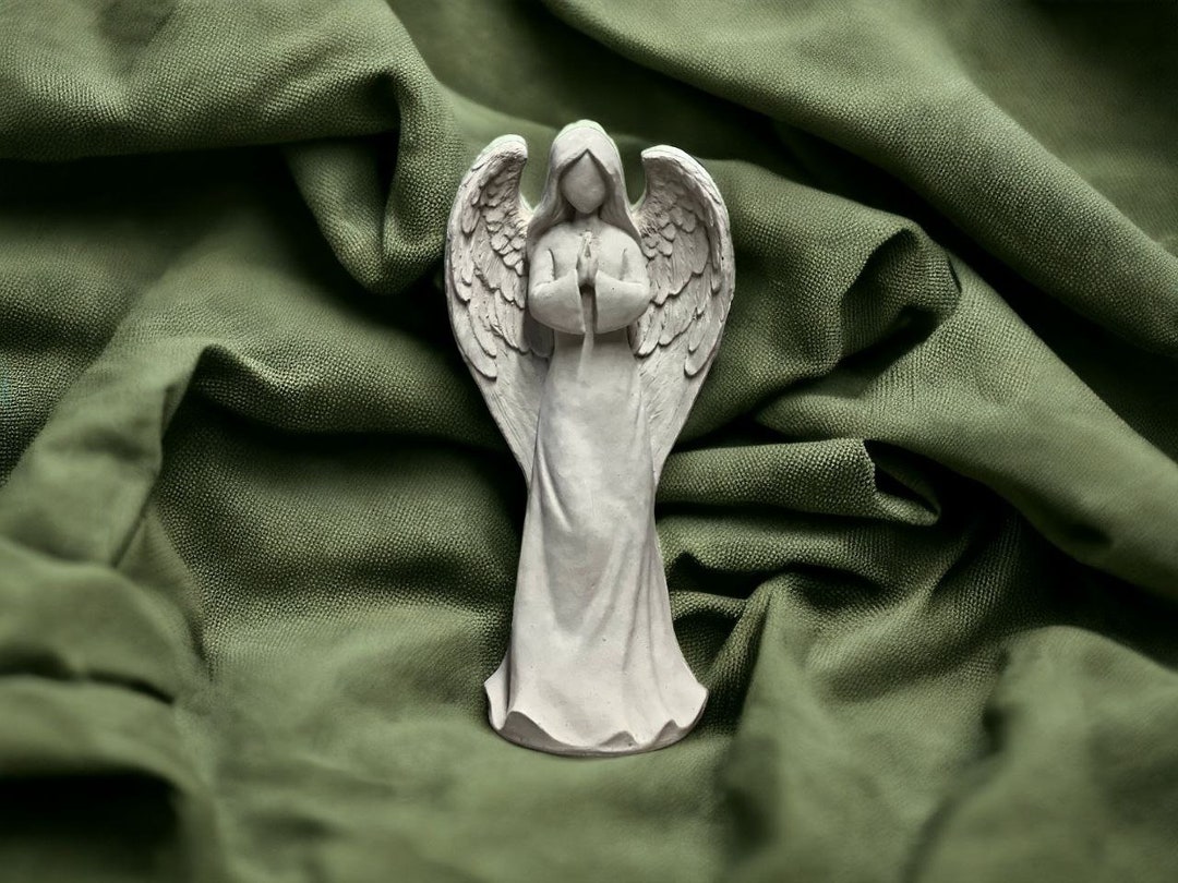 Standing Faceless Girl Figure Religious Faceless Angel Sculpture Indoor ...