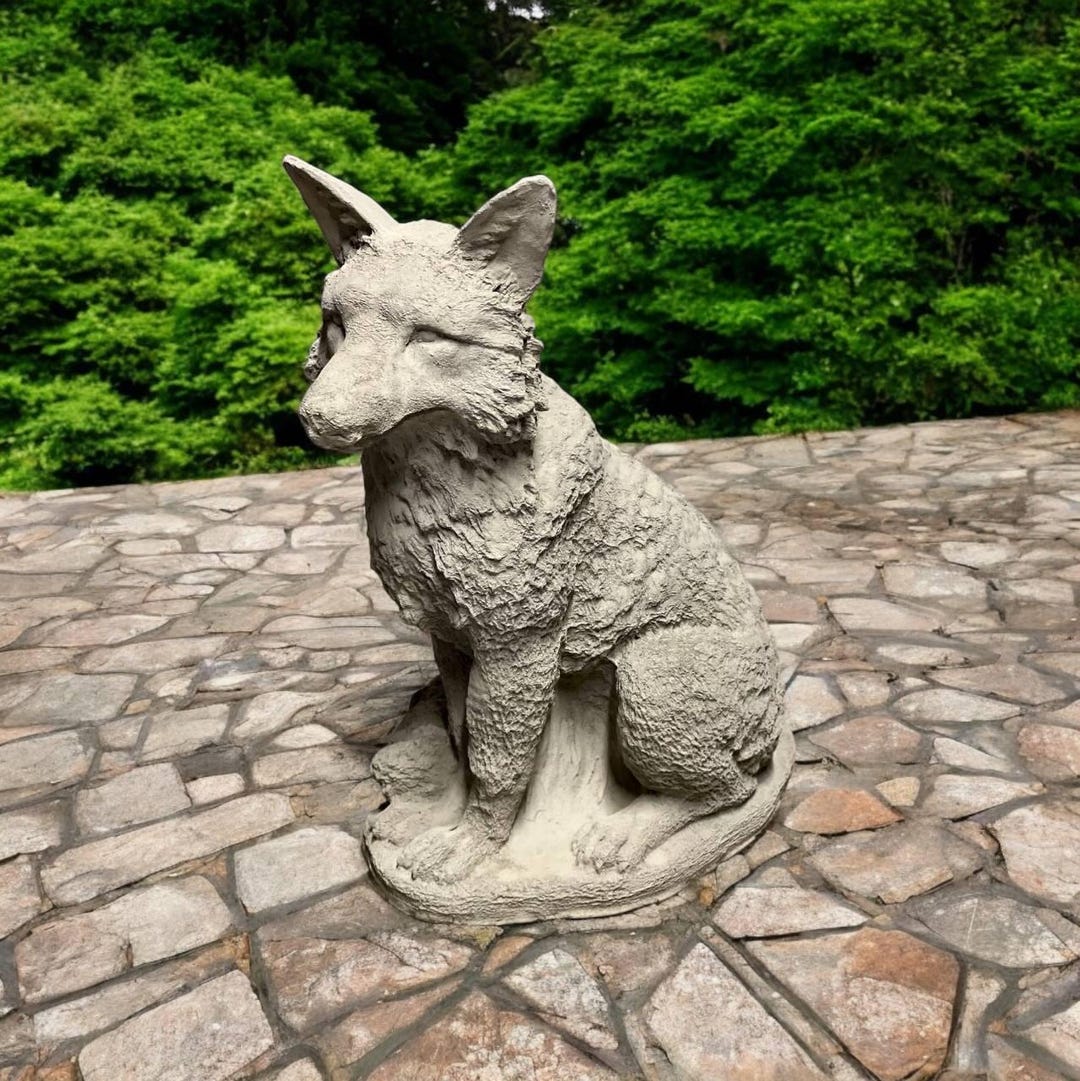Realistic Massive Fox Figure Concrete Sitting Fox Sculpture Detailed ...