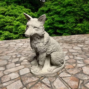 Realistic Massive Fox Figure Concrete Sitting Fox Sculpture Detailed ...