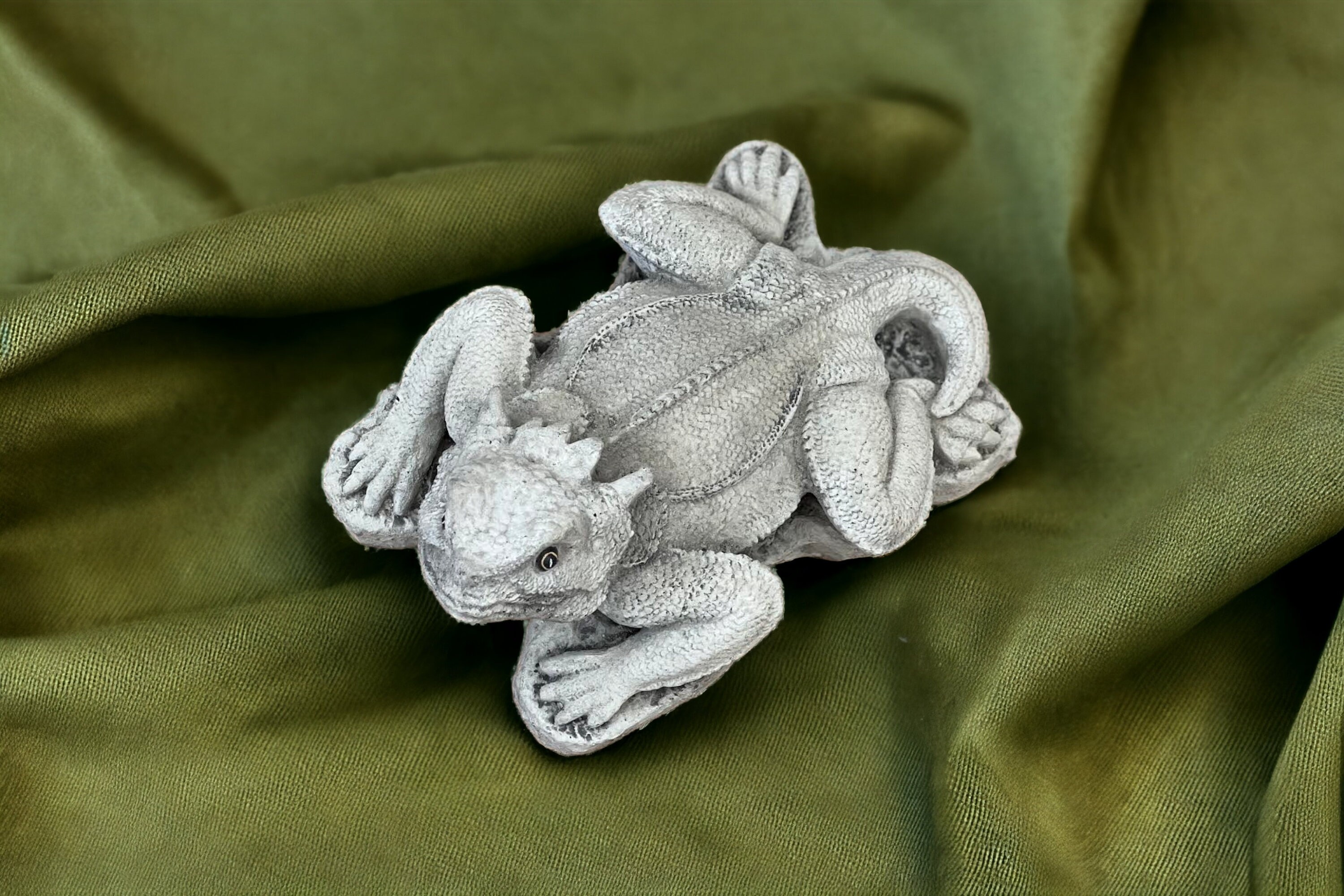 Horned Lizard Statue Concrete Wild Lizard Figure Outdoor or Indoor ...