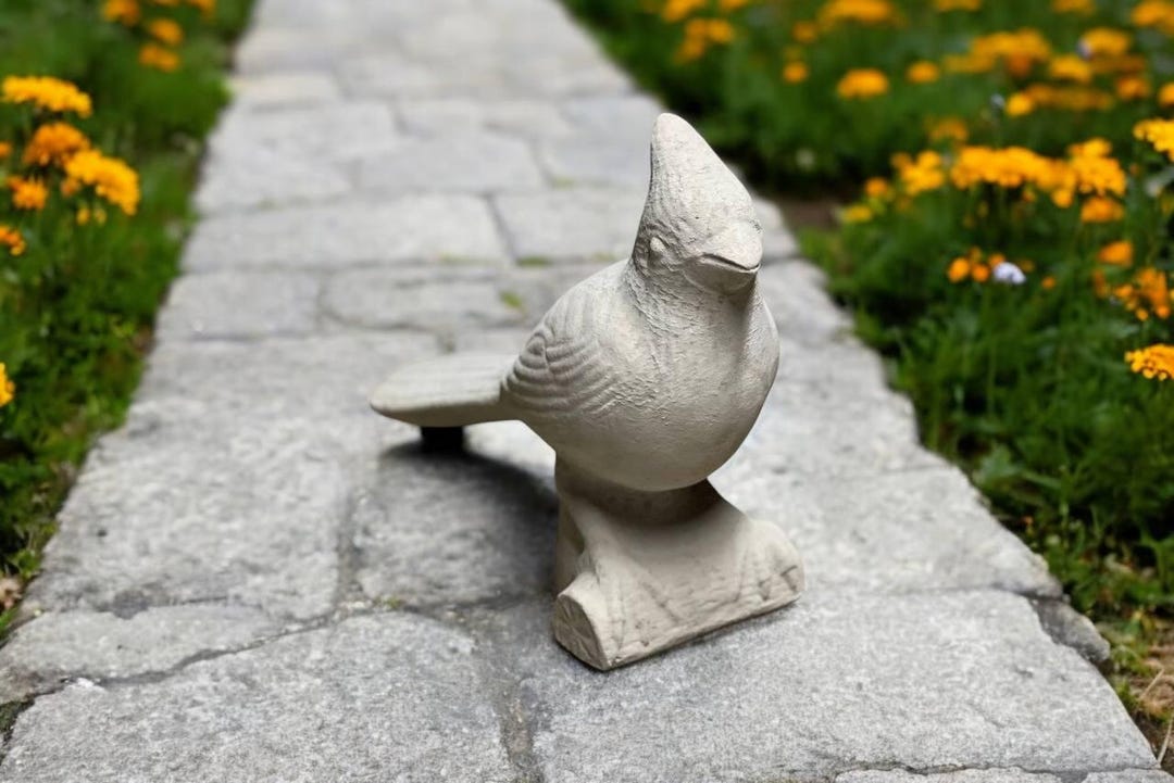 Standing Cardinal on Post Statue Cement Yard Bird Figure Concrete ...