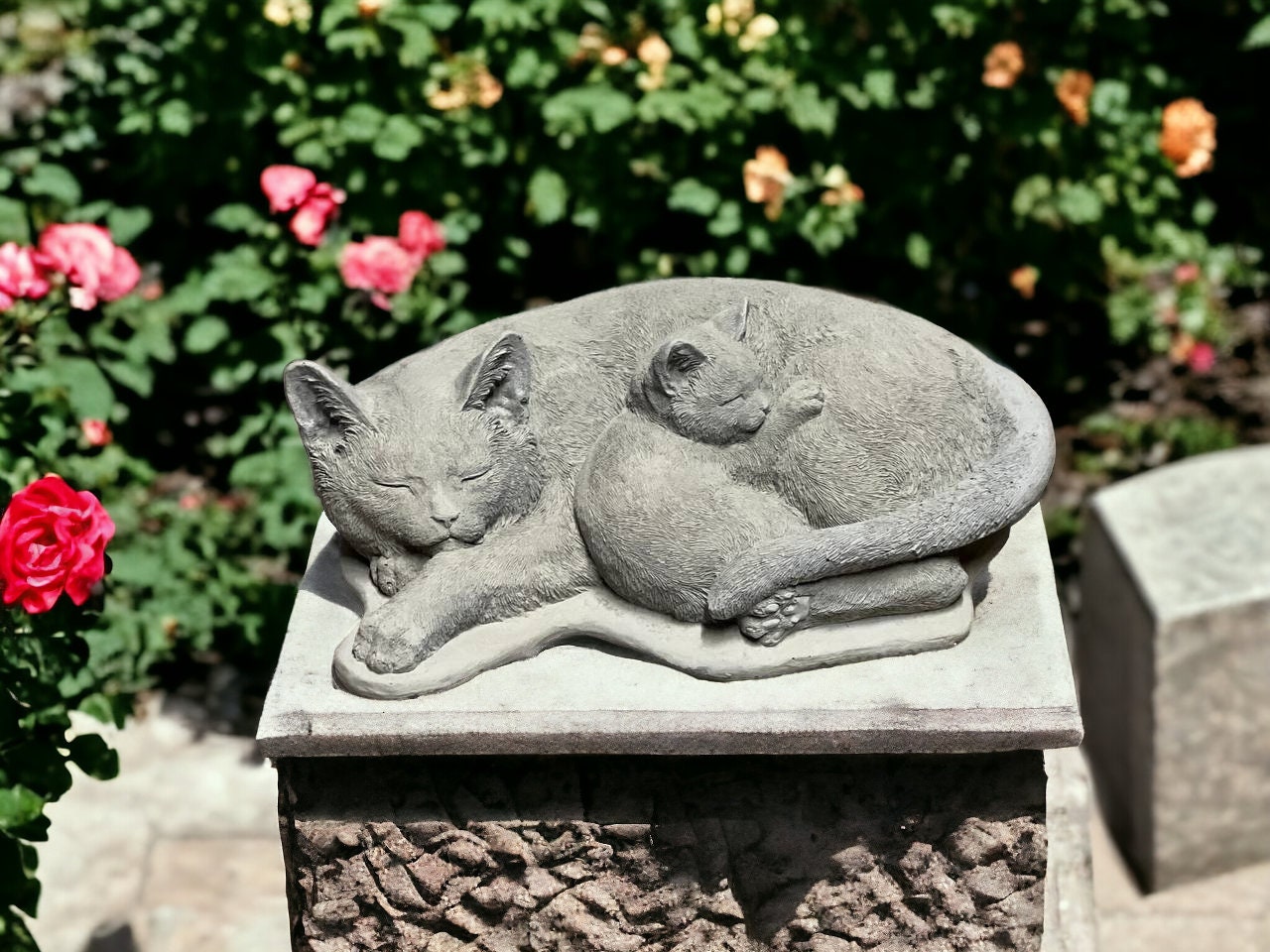 Laying Cats Figure Concrete Cat and Kitten Outdoor Sculpture Sleeping ...