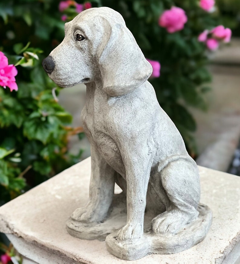 Garden Beagle Statue Stone Sitting Dog Figure Detailed Beagle Figurine ...