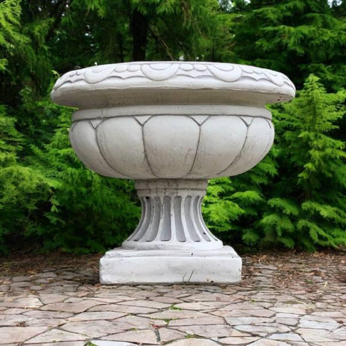 Ribbed Urn Massive Figure Concrete Radiance Large Statue Stone Garden ...
