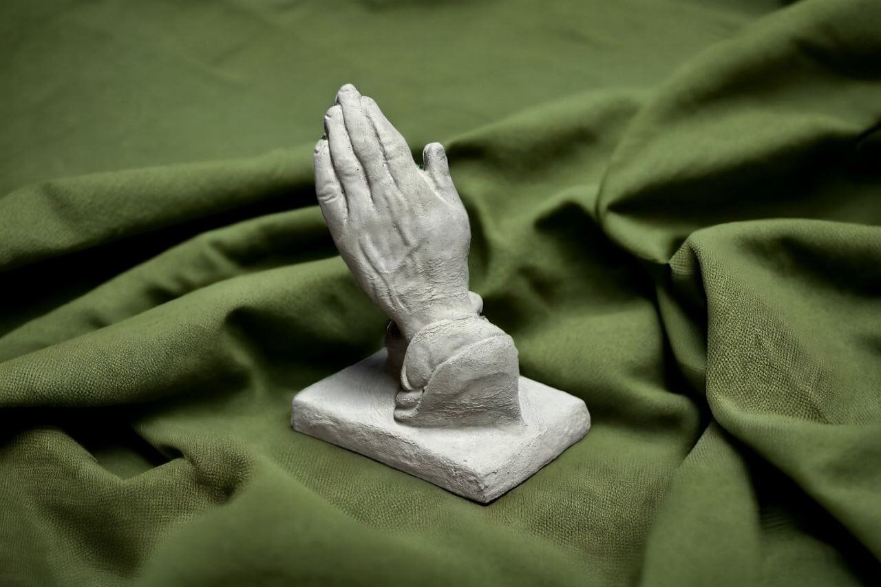 Concrete Praying Hands Figure Detailed Praying Hands Figurine Indoor or ...