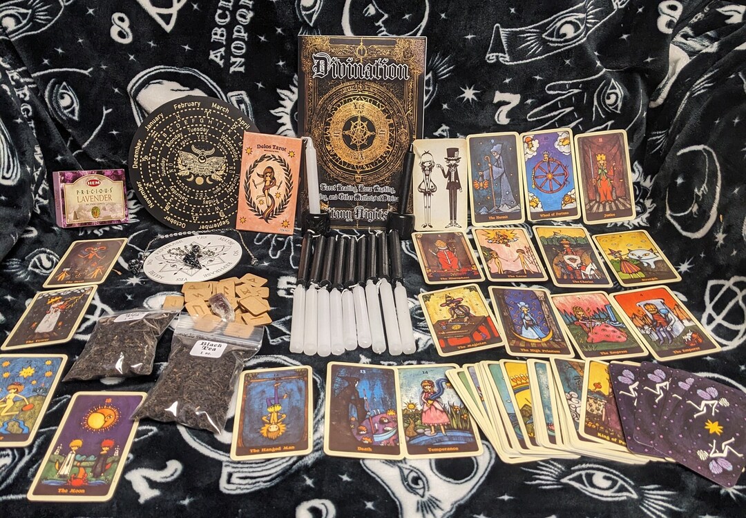 Witch's Divination Kit Tarot Cards, Futhark Runes, Pendulum and Scrying ...