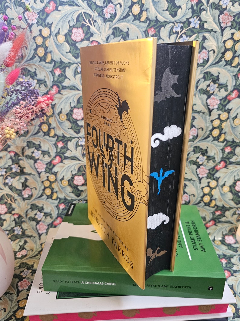 FOURTH WING rebecca Yarros Hand Painted Book Sprayed Edges Custom ...