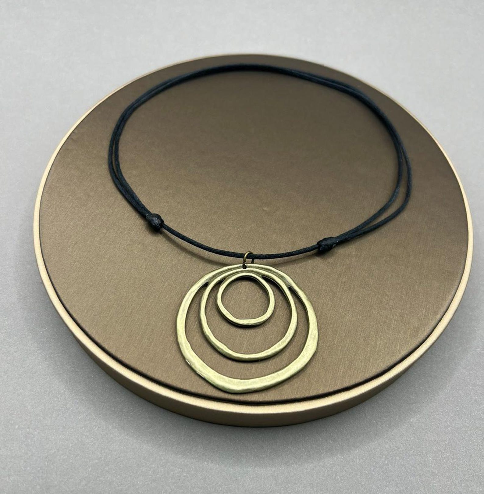 The Circle Necklace is a Symbol of Unity, Integrity and Protection for ...