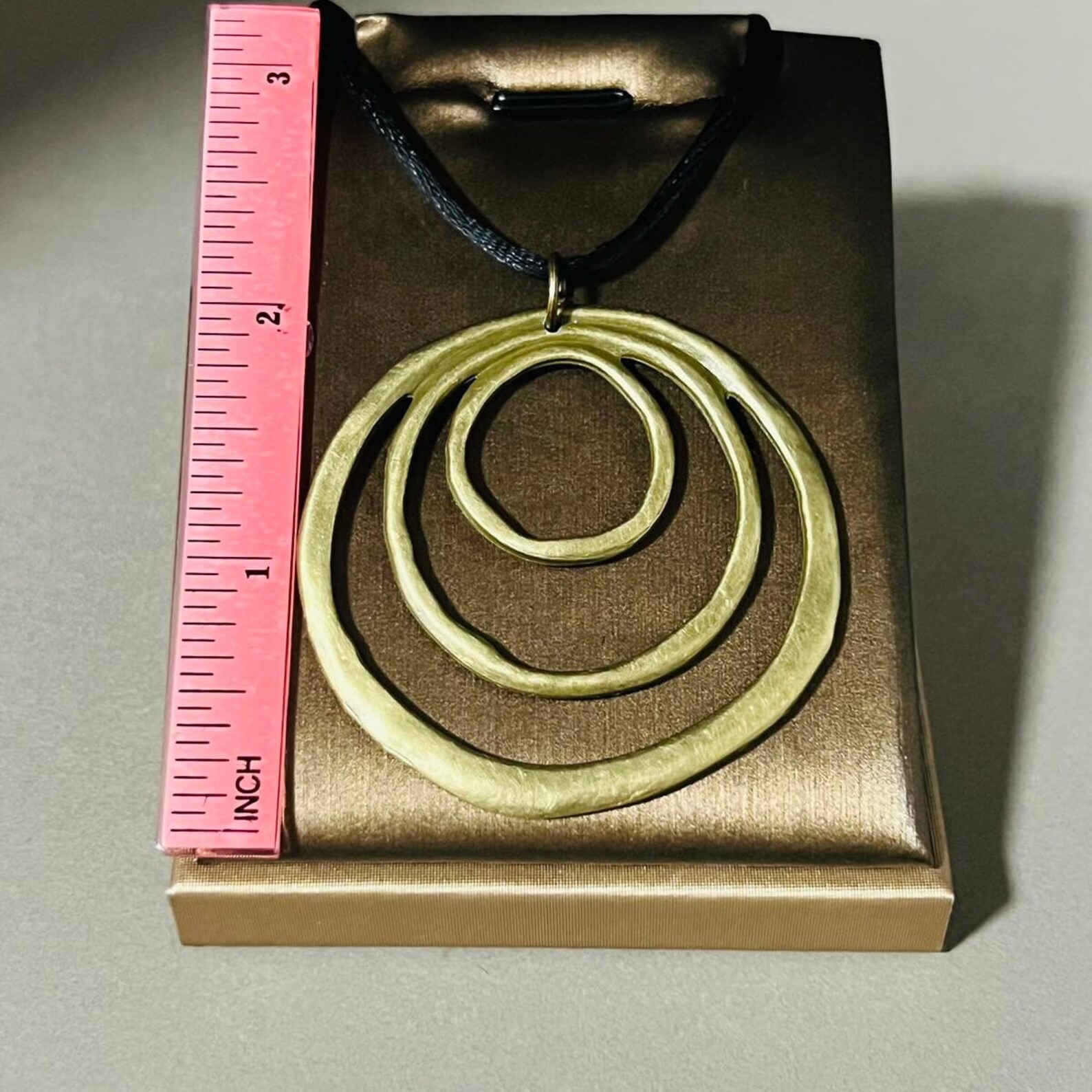 The Circle Necklace is a Symbol of Unity, Integrity and Protection for ...