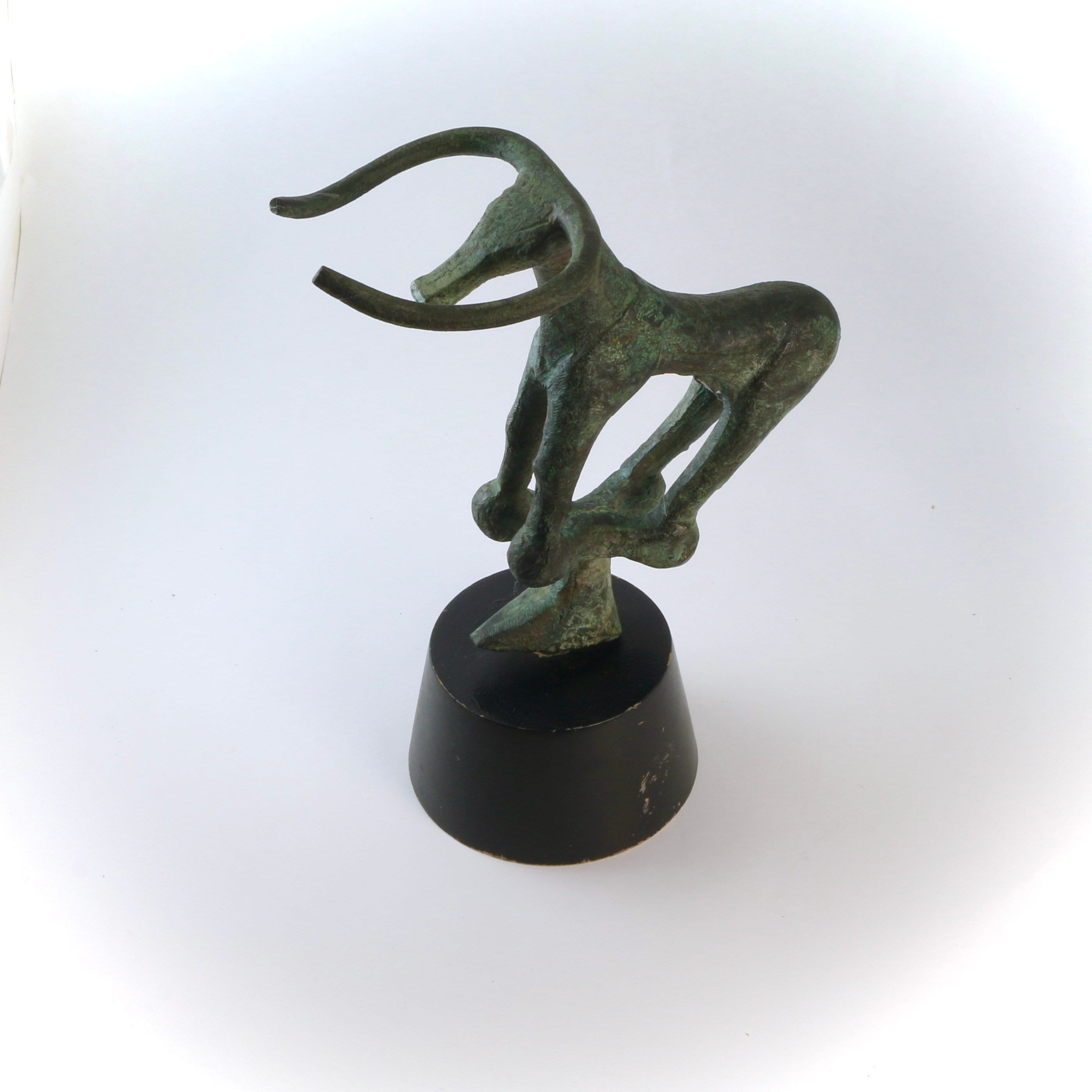 Ancient Etruscan Hittite Bronze Bull Sculpture Reproduction, 10 1/2 ...