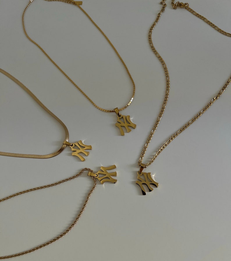 Waterproof NY Necklace Chain Options New York Necklace Los Angeles ...