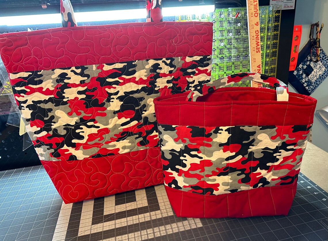 Large Red Camo Quilted Tote/bag//purse Handmade - Etsy