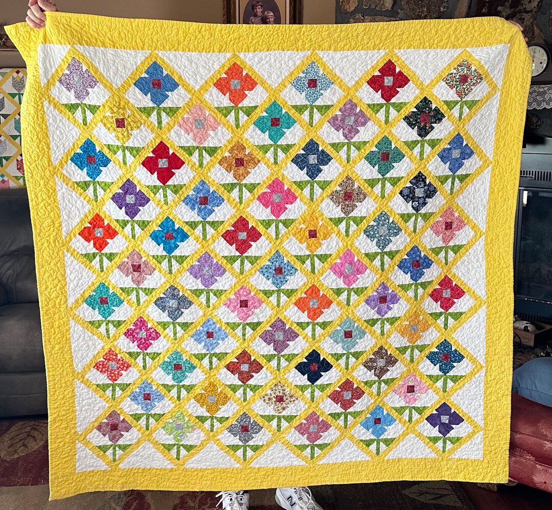 Floral Poppy Handmade Quilt - Etsy