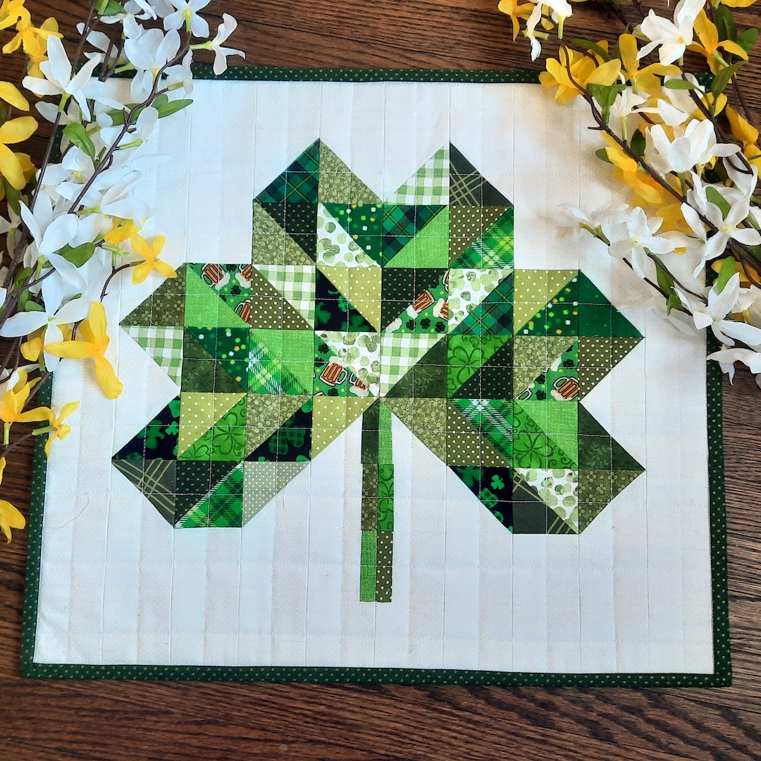 Clever Clover Mini Quilt Kit and Pattern - Etsy