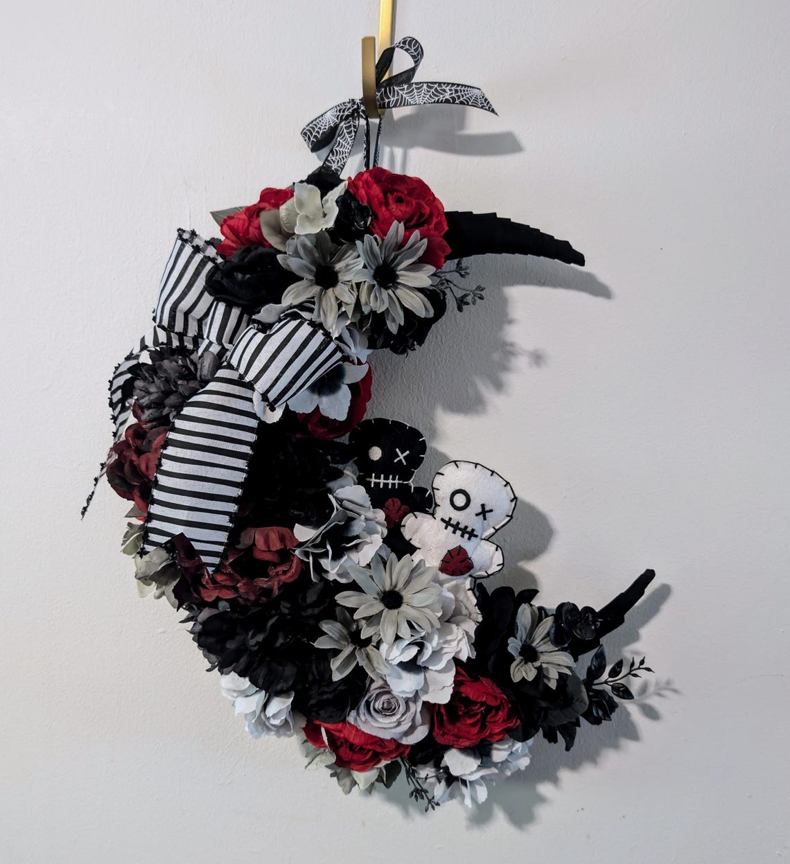 Voodoo Crescent Moon Floral Wreath - Etsy