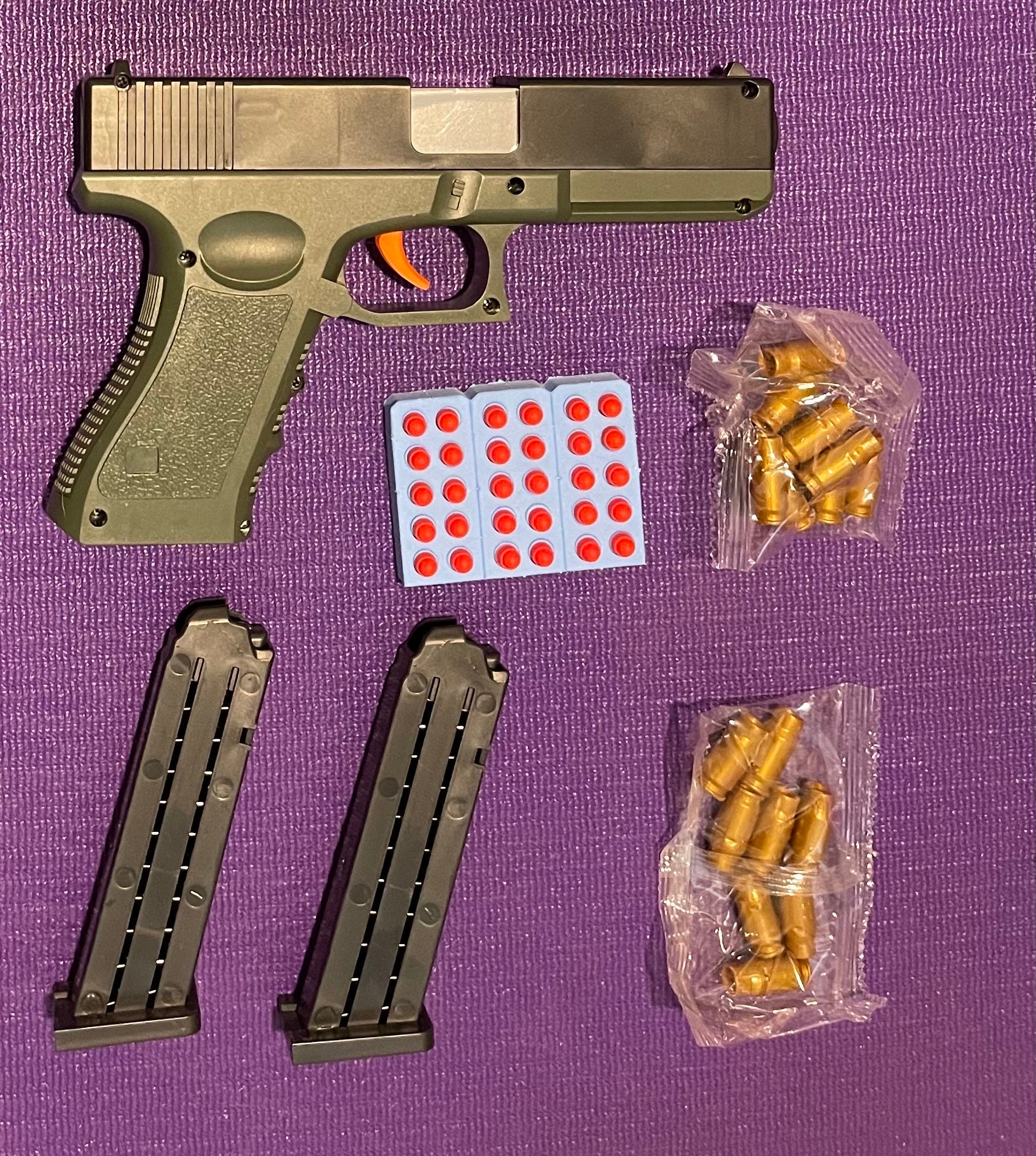 Fake Glock 17 Full Size Toy Gun Pistol With Foam Pellet Shell Ejecting ...