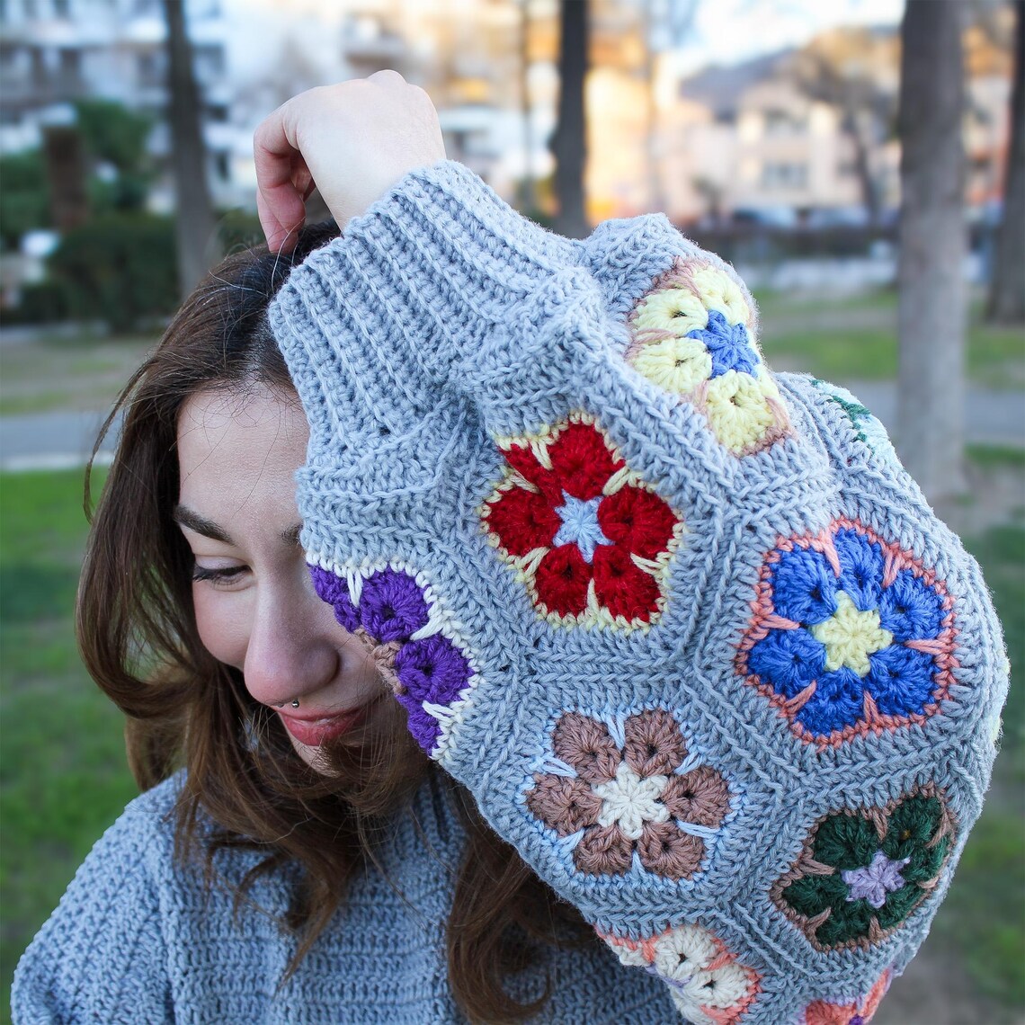 Crochet African Flower Oversized Sweater, Chunky Floral Sweatshirt ...