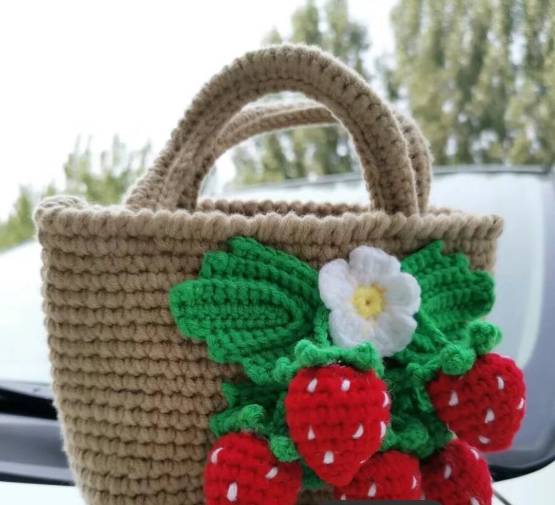Strawberry Bag Crochet Pattern—strawberry Handbag Pattern—-bag Crochet ...