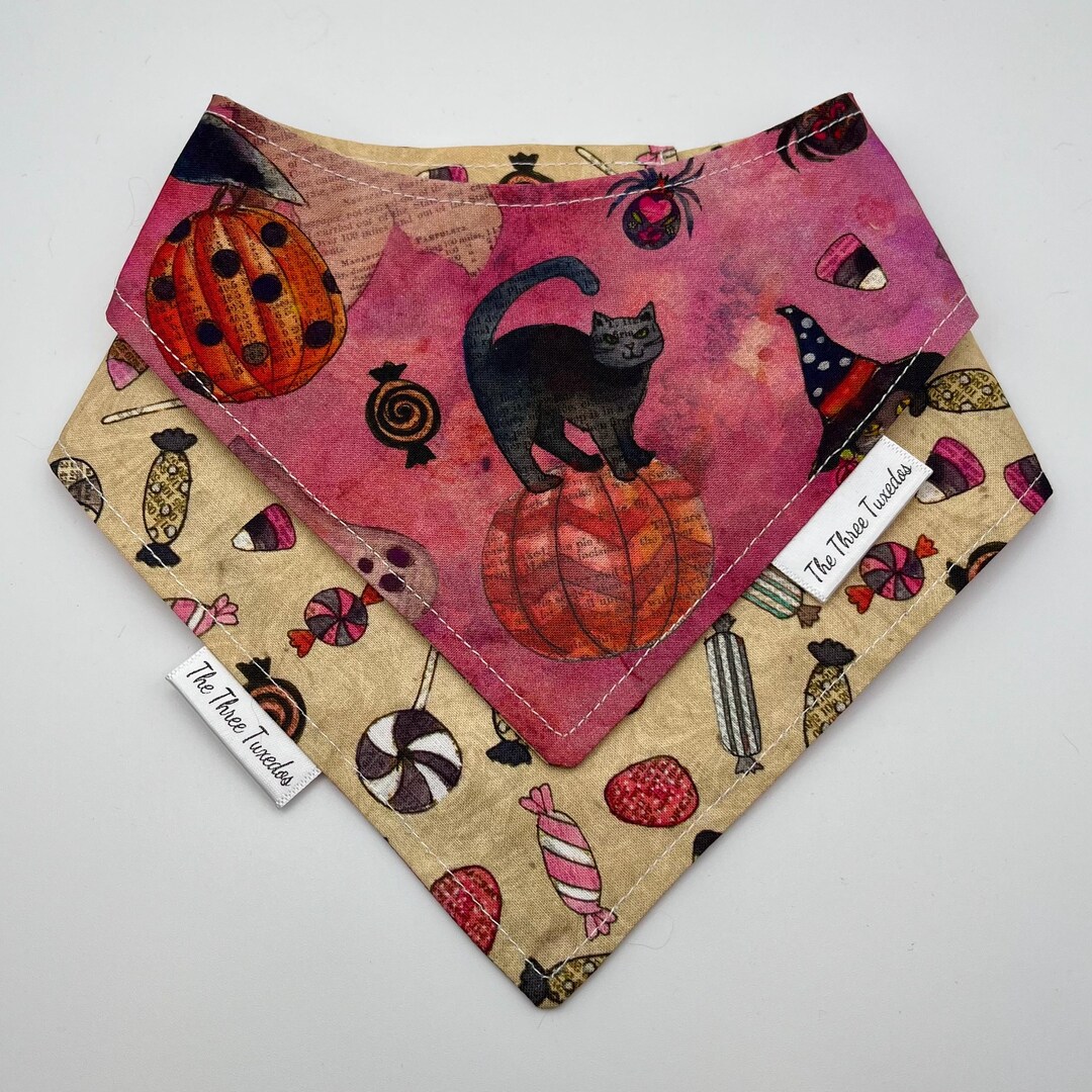 Pink Halloween Candy Bandana | Reversible Cotton | for Cats & Dogs ...