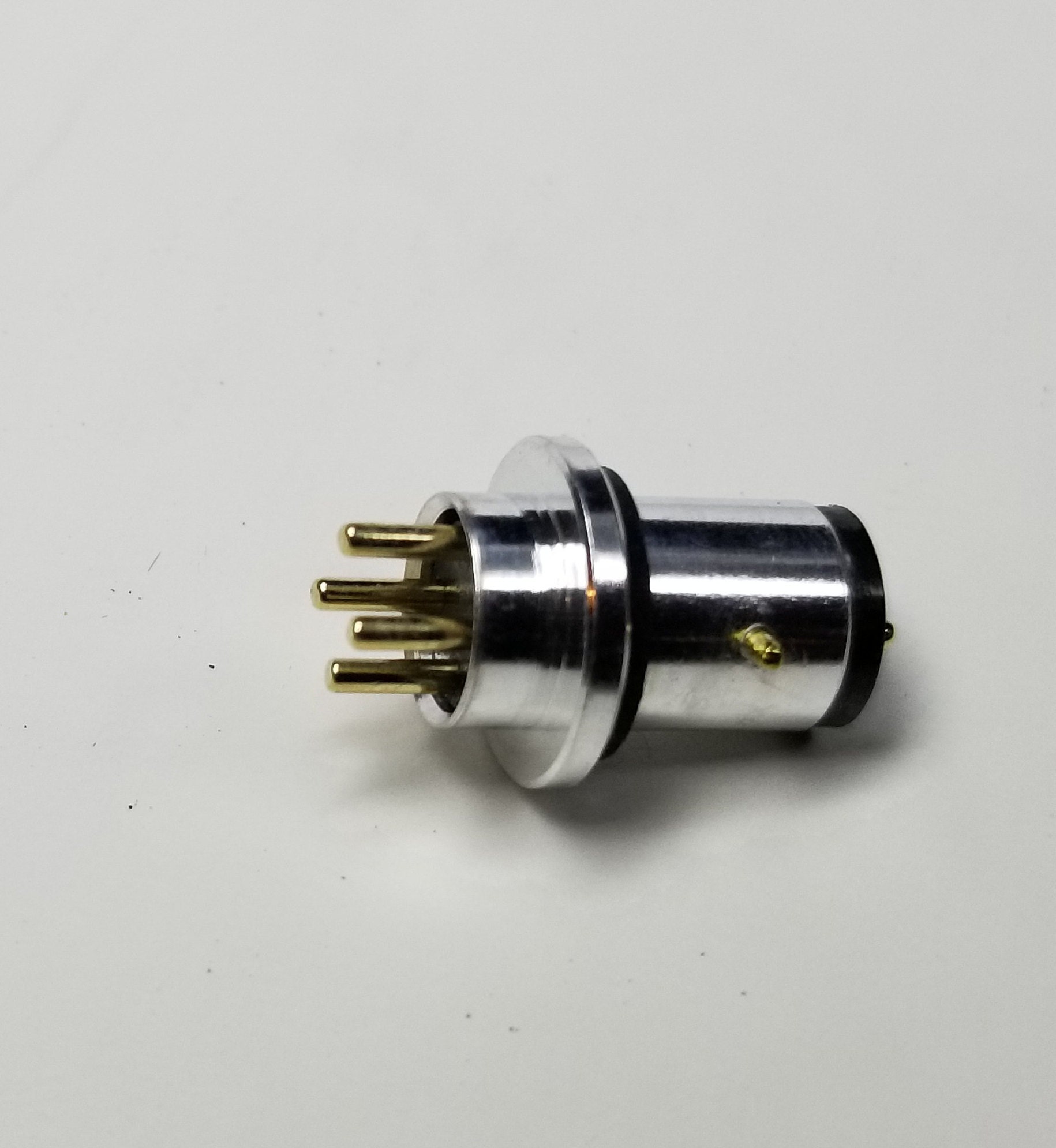 4-pin Gold Plated EMT Headshell Connector - With 4 Pc. Lead Wire Set ...