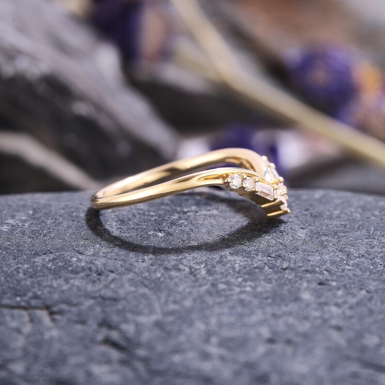Art Deco Baguette Moissanite Curved Wedding Band Gold Unique Vine ...