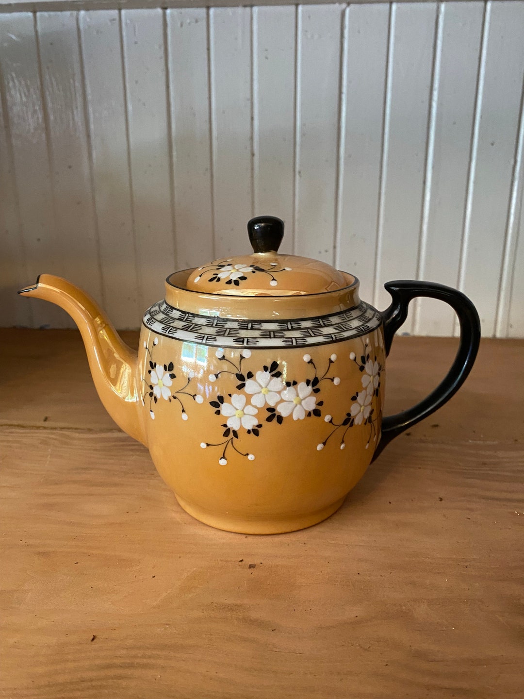 Vintage Porcelain Chikaramachi Tea Pot - Etsy