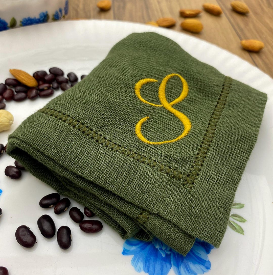 Monogrammed Embroidered Christmas Table Napkins Moss Green Christmas ...