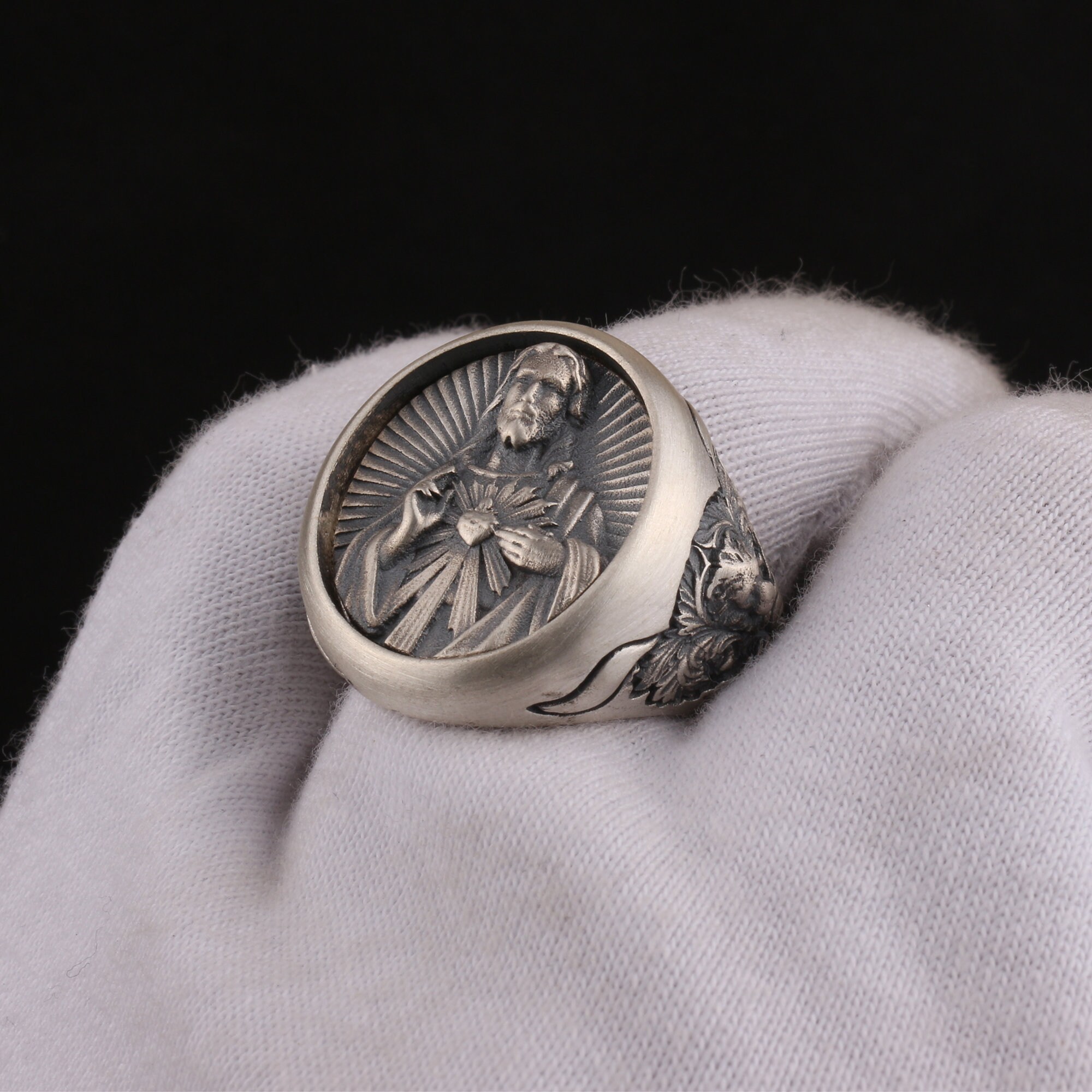 Sacred Heart of Jesus Signet Ring,savior Jesus Mens Ring,religious ...