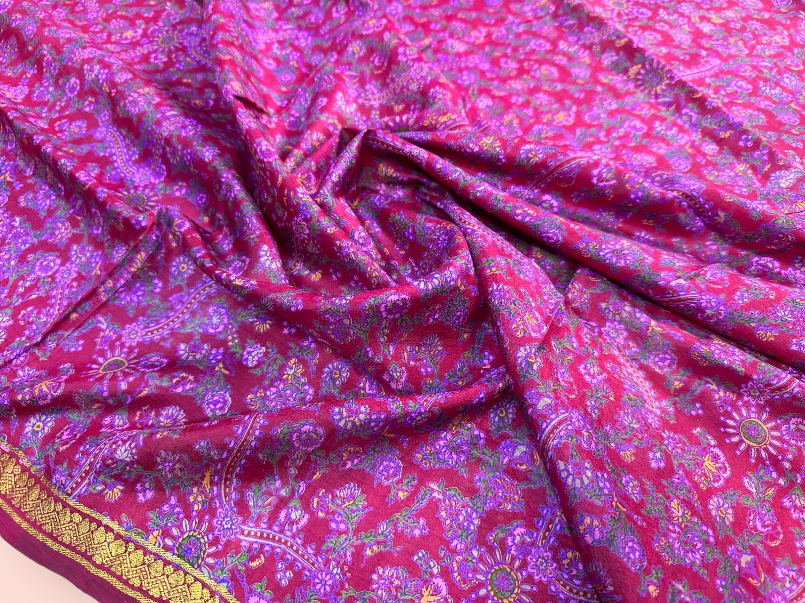 Pure Silk Sari Crafts Fabric Vintage Indian Saree Dress Making Bathrobe ...