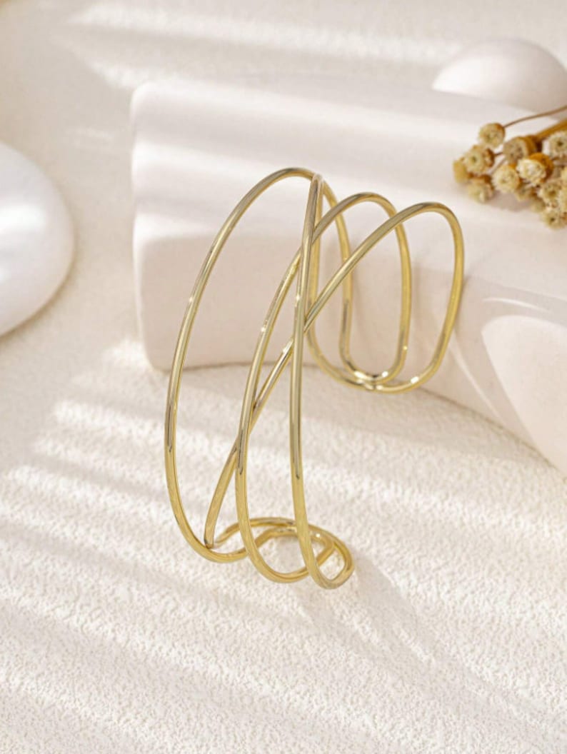 Minimalist Gold Arm Cuff: Fashionable Iron Upper Arm Band - Etsy