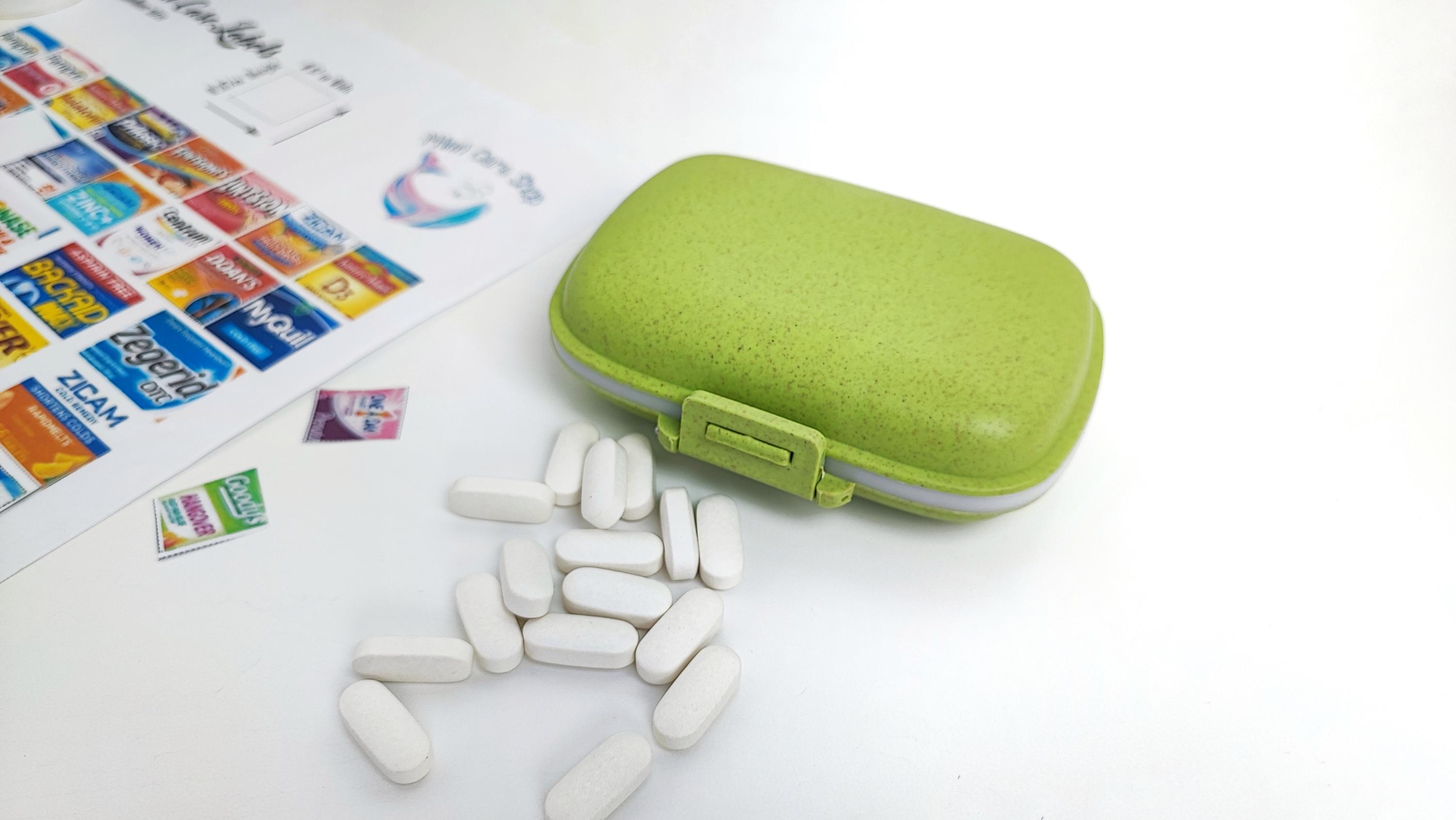 Plastic Pill Box With Separate Compartments, Travel Pill Case for ...