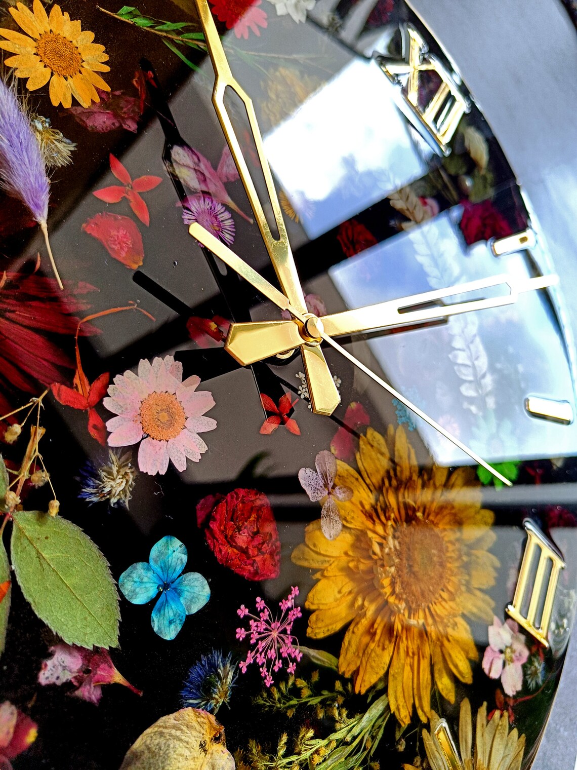 Floral Resin Clock With Real Dried Flowers/ Wall or Desk Clock/ Multi ...