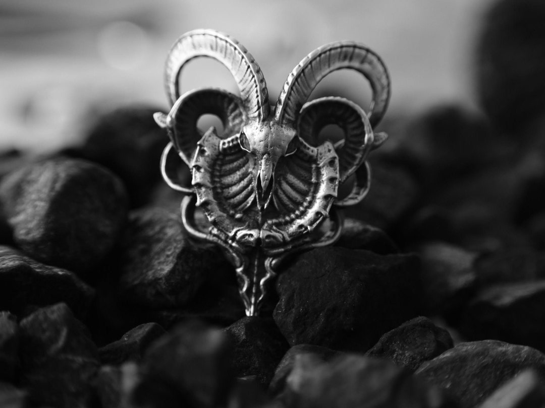 Silver Goat Head Pendant, 925 Silver, Goat With Horn Skull Pendant ...