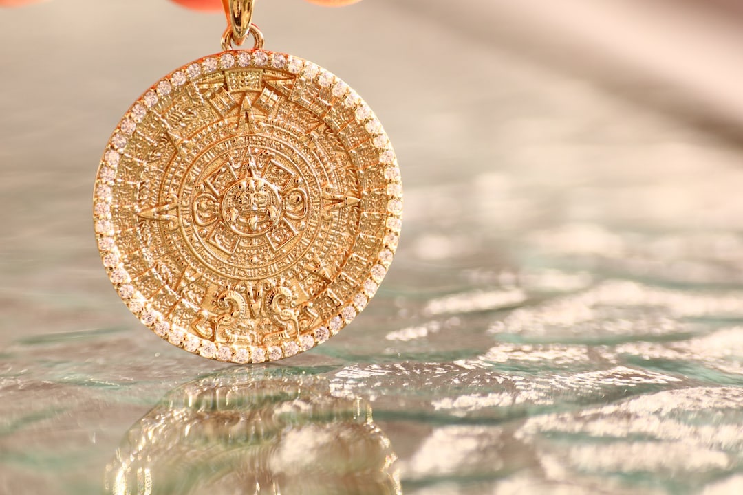 Mayan Calendar Pendant, Best Friend Necklace, Mexican Aztec Calendar ...