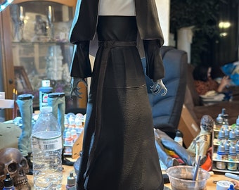 Valak Horror Doll, Demon, the Nun, Horror Decor, Creepy Doll - Etsy