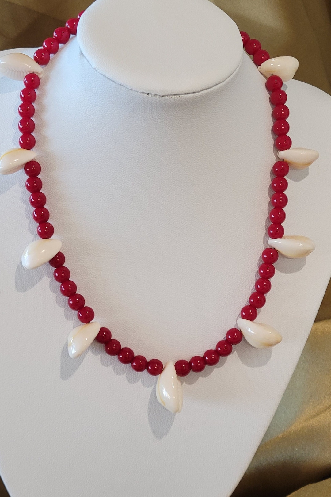Coral Conch Shell Necklace - Etsy