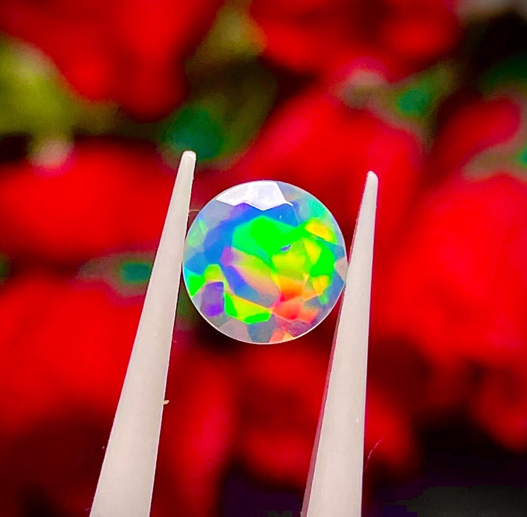 Very Rear Multi Fire Opal From Ethiopia: Top White Bass 7x7x3.75mm ...