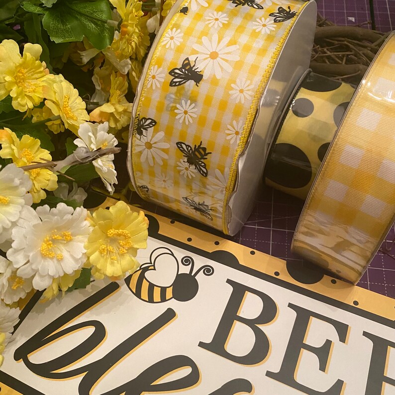 14 Grapevine, Front Door Wreath With Bee Blessed Sign and Yellow Daisies, Year Round Wall Decor ...