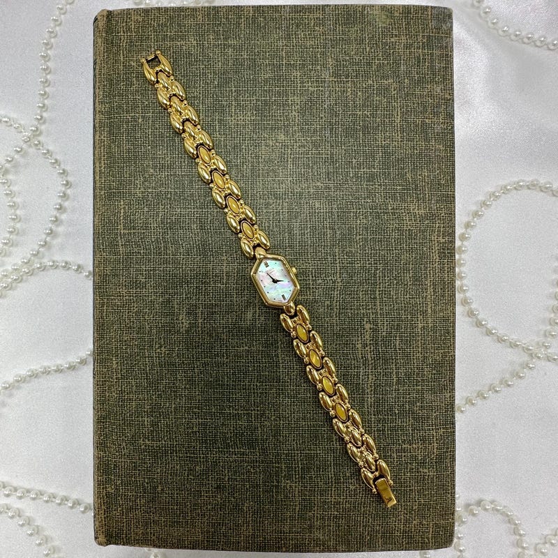 Vintage Womens Watch 1986 - Etsy